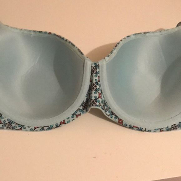 Victoria's Secret | Intimates & Sleepwear | Nwt Vs 34ddd Demi | Poshmark